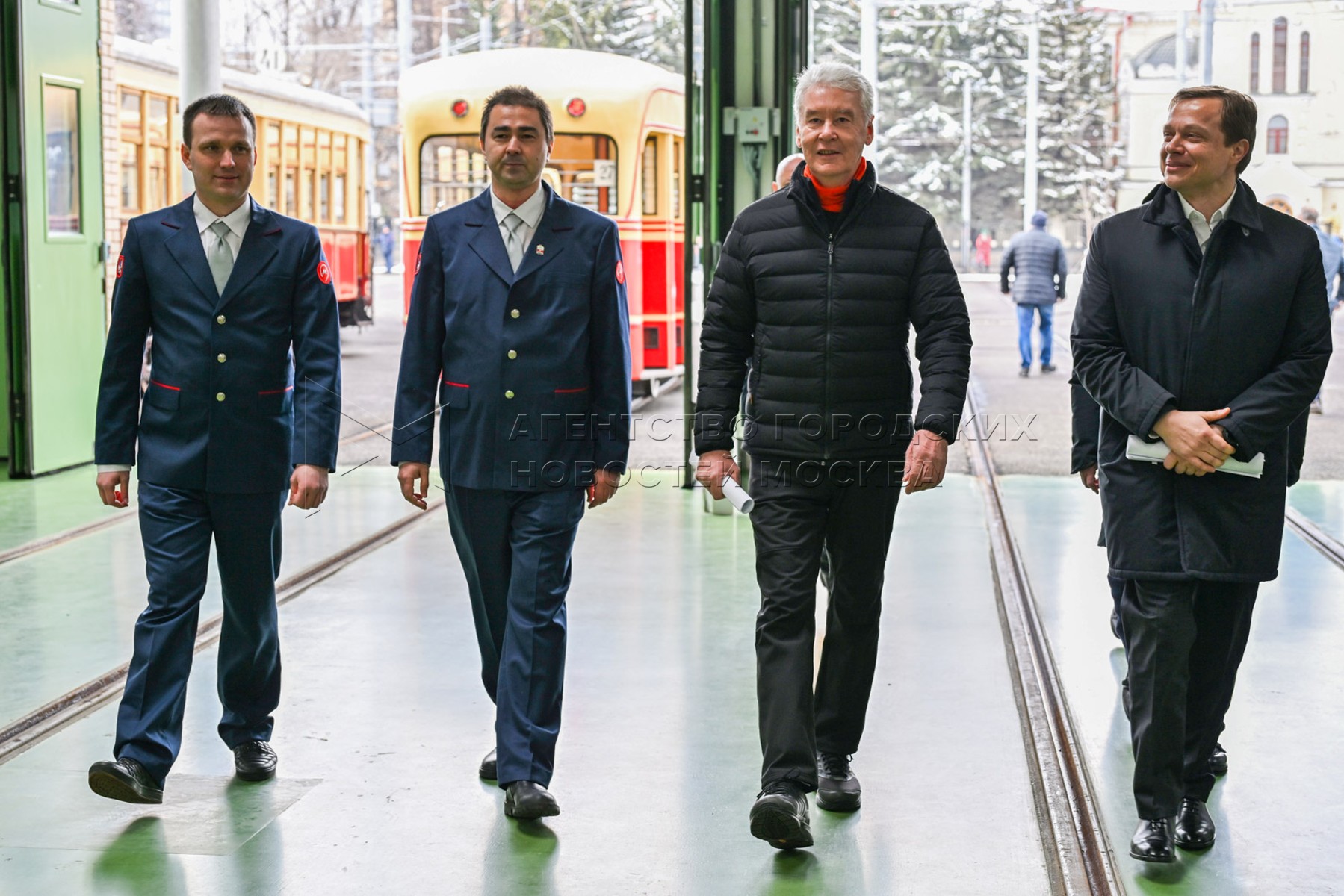 Собянин посетил открытое после реконструкции трамвайное депо имени ...